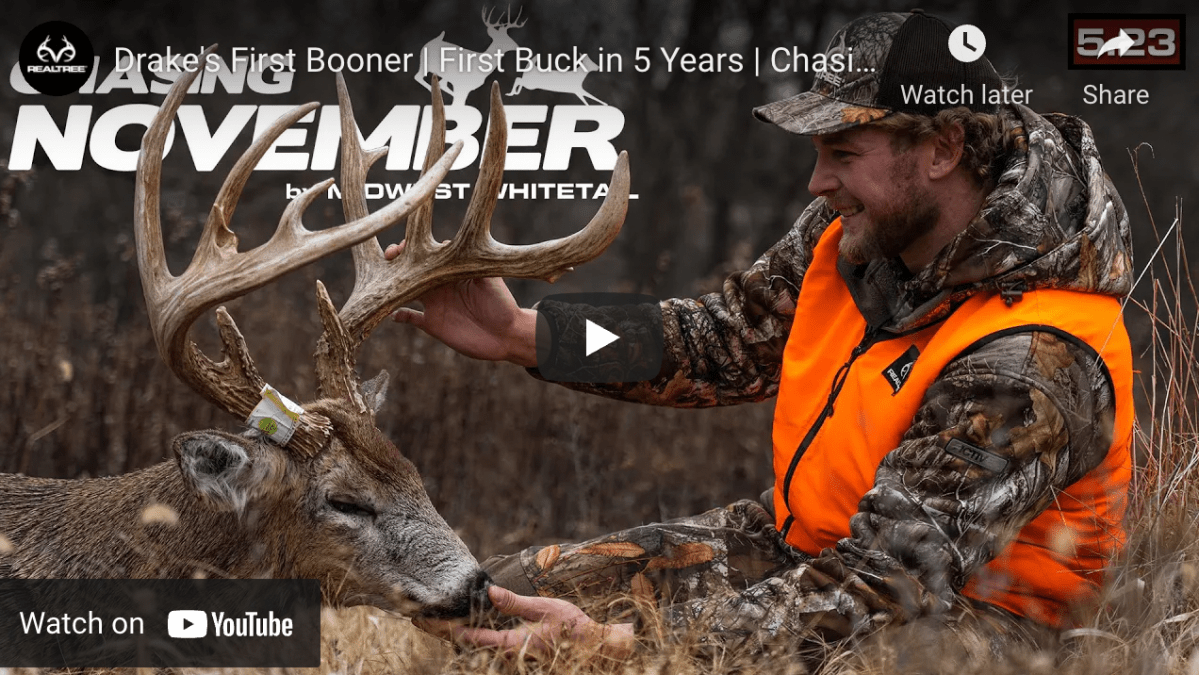 Show: Bowhunting Whitetail Deer in Iowa in Chasing November – Rack Camp